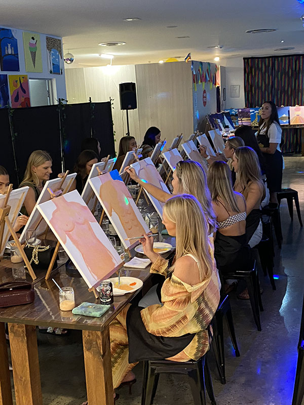 Hen’s Parties - Paint Splice